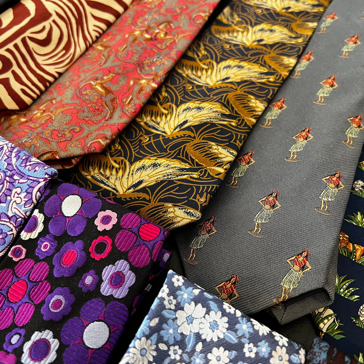 Neckwear – Pass the Past Coffee
