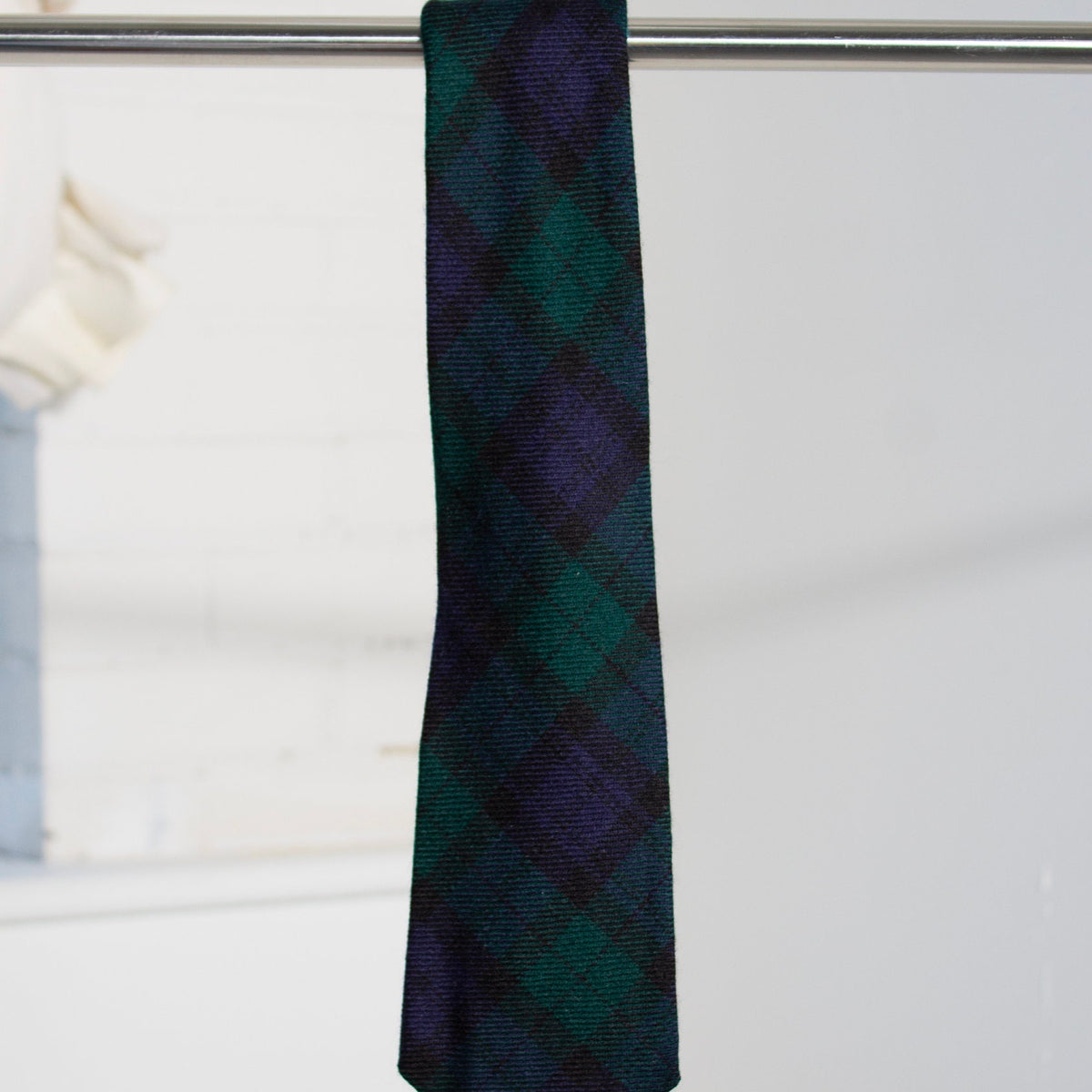 Mister Guy Tartan Plaid Wool Tie – Pass the Past Coffee